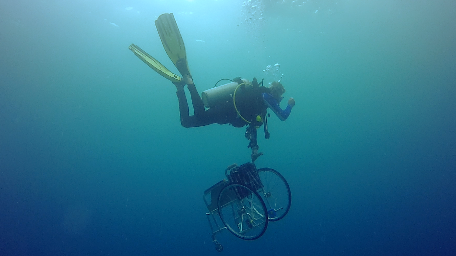 Watch These People With Disability Diving Underwater In Malaysia ...