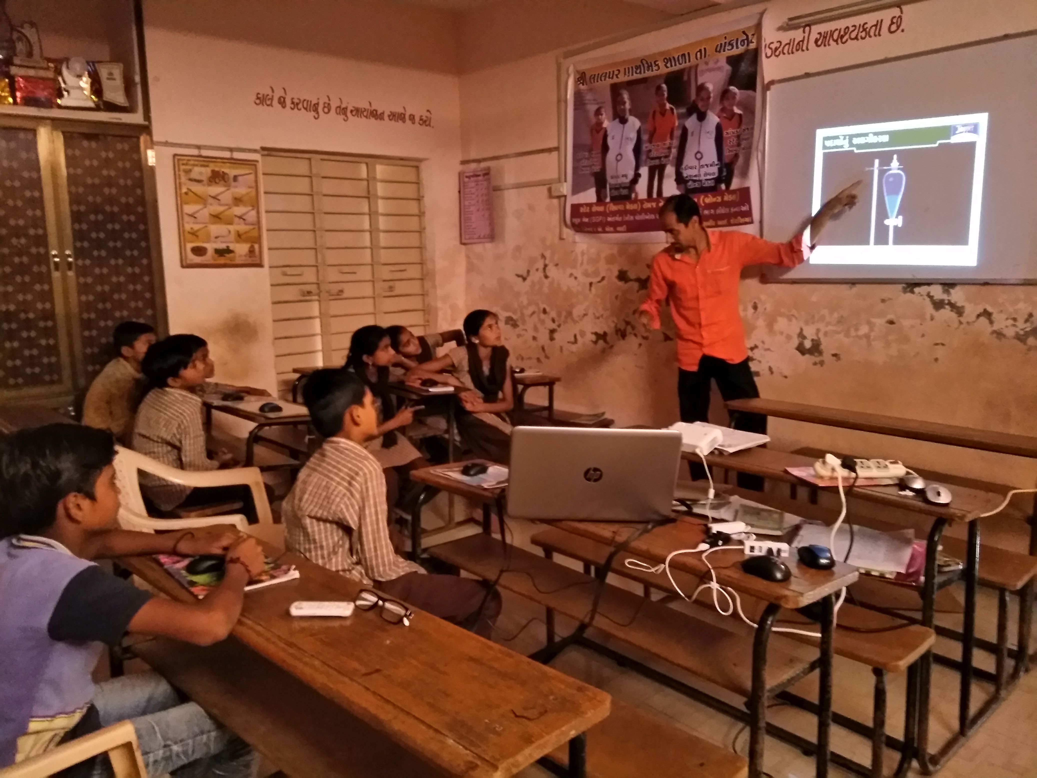 Using Our Obsession With Technology for Education in India | Youth Ki Awaaz