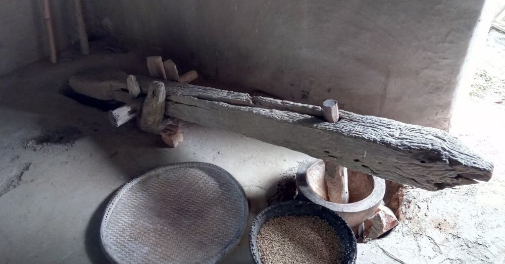 This Traditional Husking Machine Is Gradually Disappearing From Tripura ...