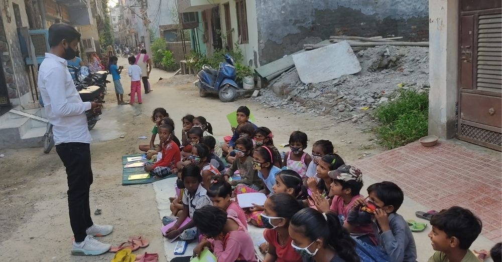 This NGO Is Ensuring Dignity And Rights For People On The Street